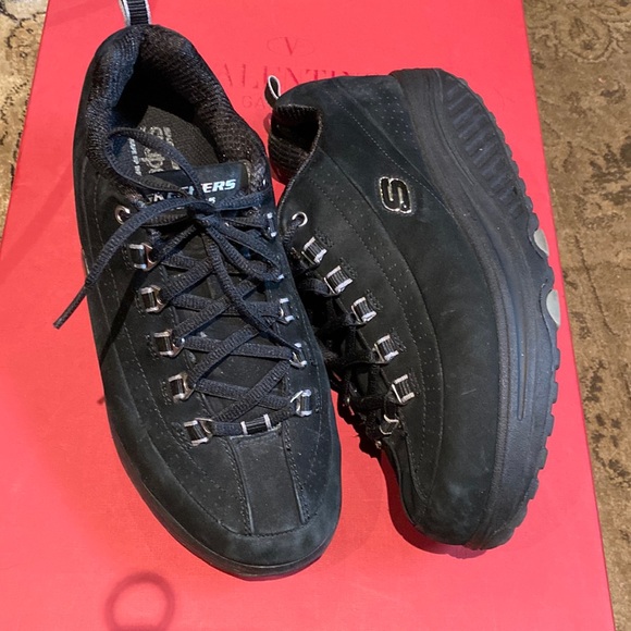 Skechers | Shoes | Sketchers Suede Leather Black Shape Ups Sneakers ...
